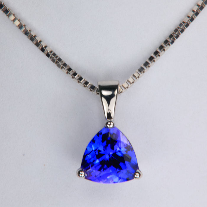 Tanzanite Pendants & Necklaces | White & Yellow Gold Designs ...